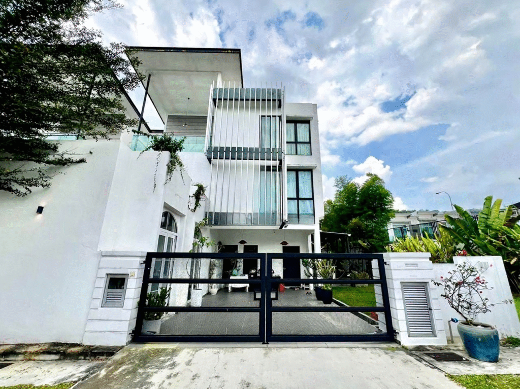 Semi-Detached House @Kajang, Selangor - Asia EProperty.